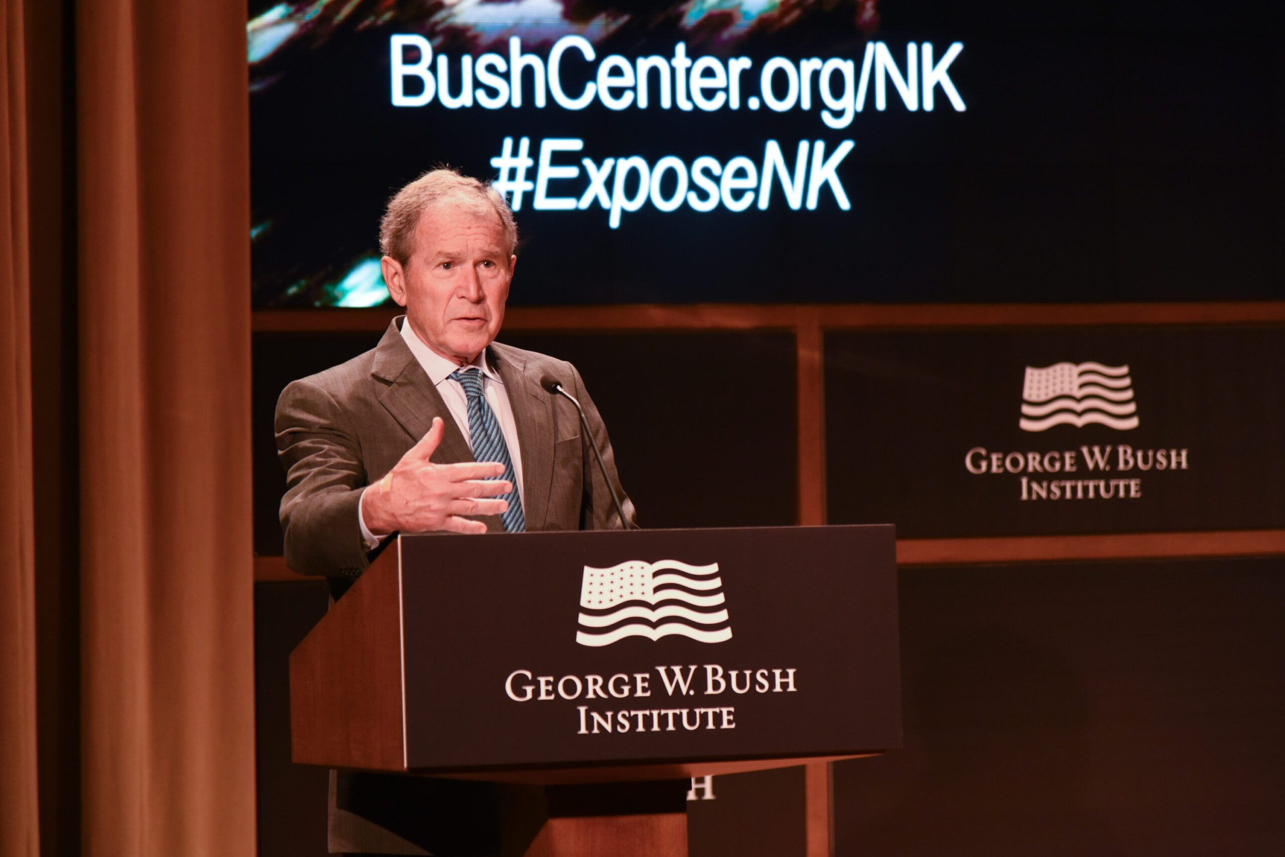 Remarks by President and Mrs. George W. Bush at "Light Through The ...