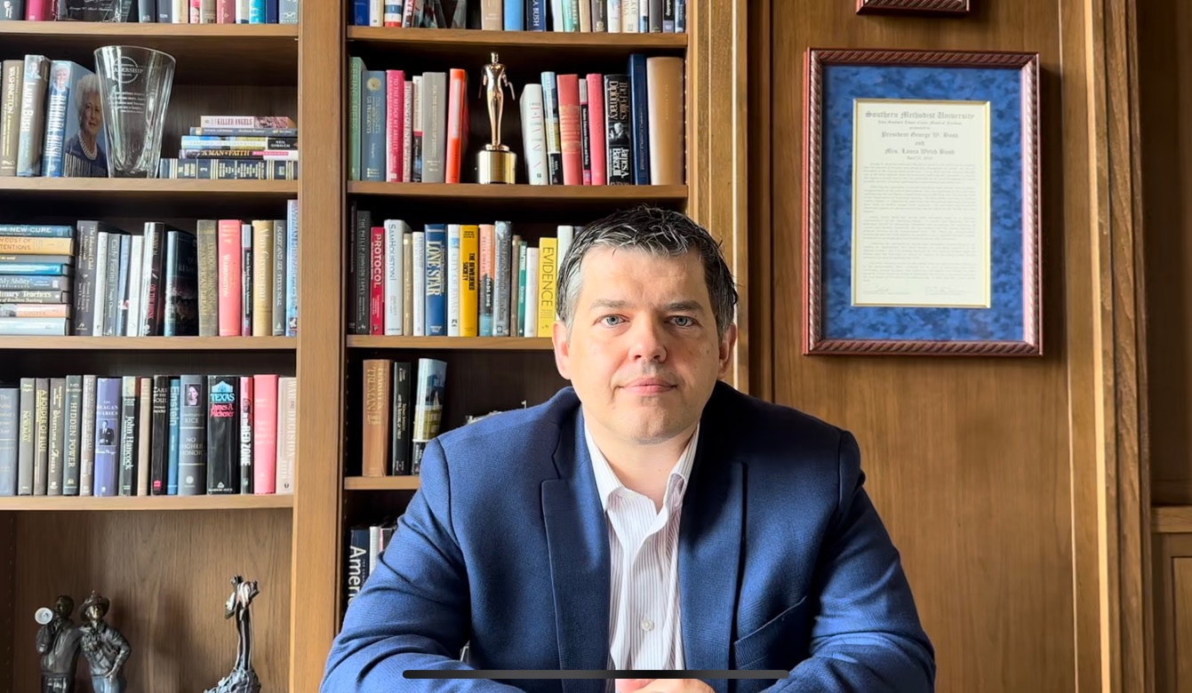 Two-Minute Take: Secretary Blinken meets with President Xi; concerns ...