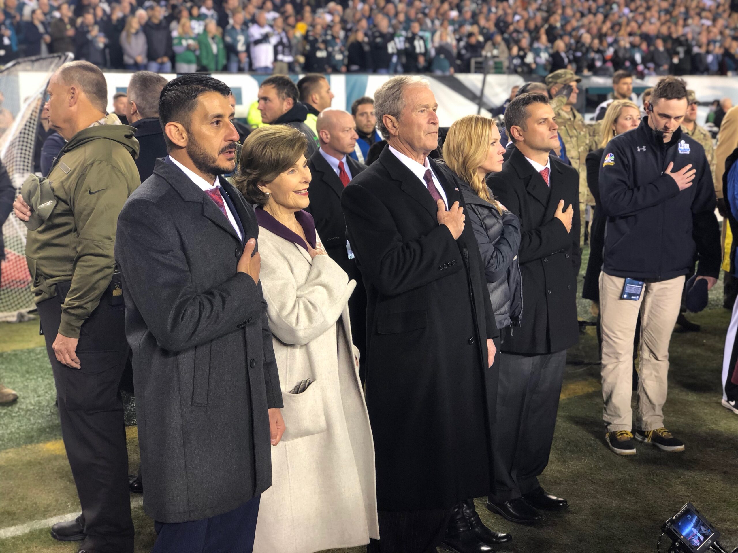 ICYMI: President and Mrs. Bush Commemorate Veterans Day in Philadelphia ...