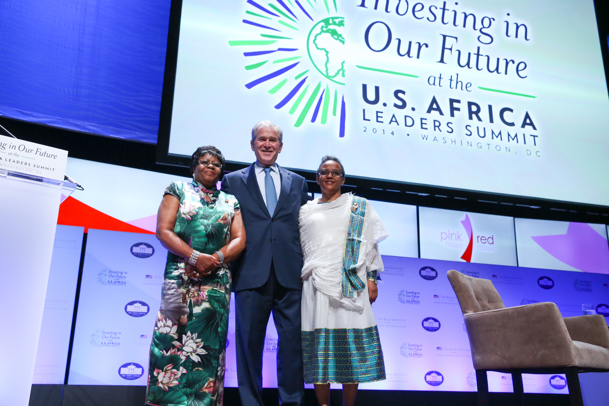 The Year in Review for the Bush Institute’s Pink Ribbon Red Ribbon program